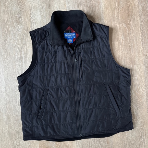 Pendleton | Jackets & Coats | Pendleton Mens Quilted Fleece Lined Vest ...